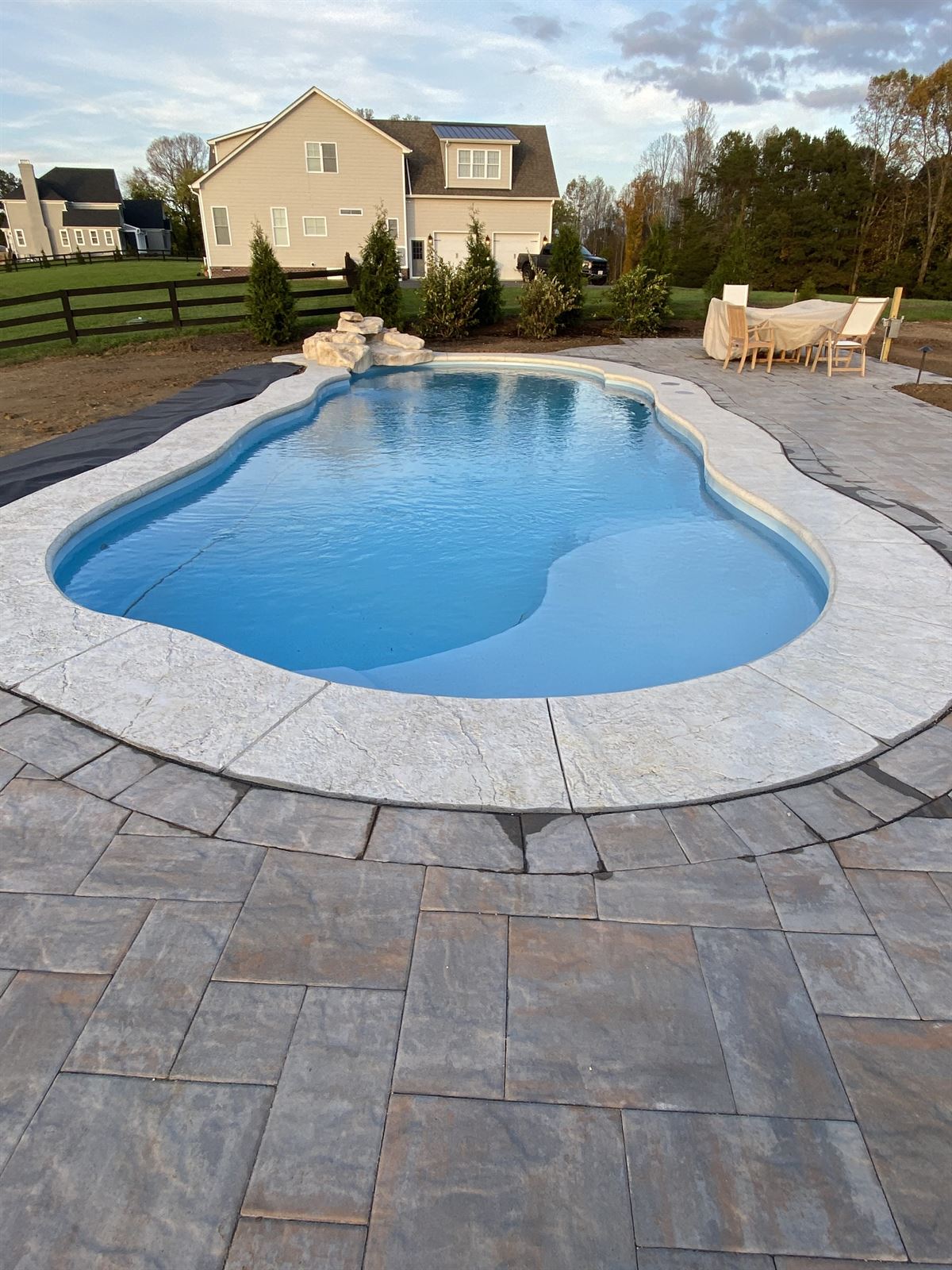 C Series Fiberglass Pools | River Pools & Spas